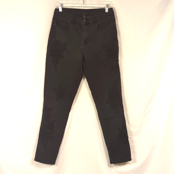 DG2 by Diane Gilman | Jeans | Black Roses Jeans | Poshmark